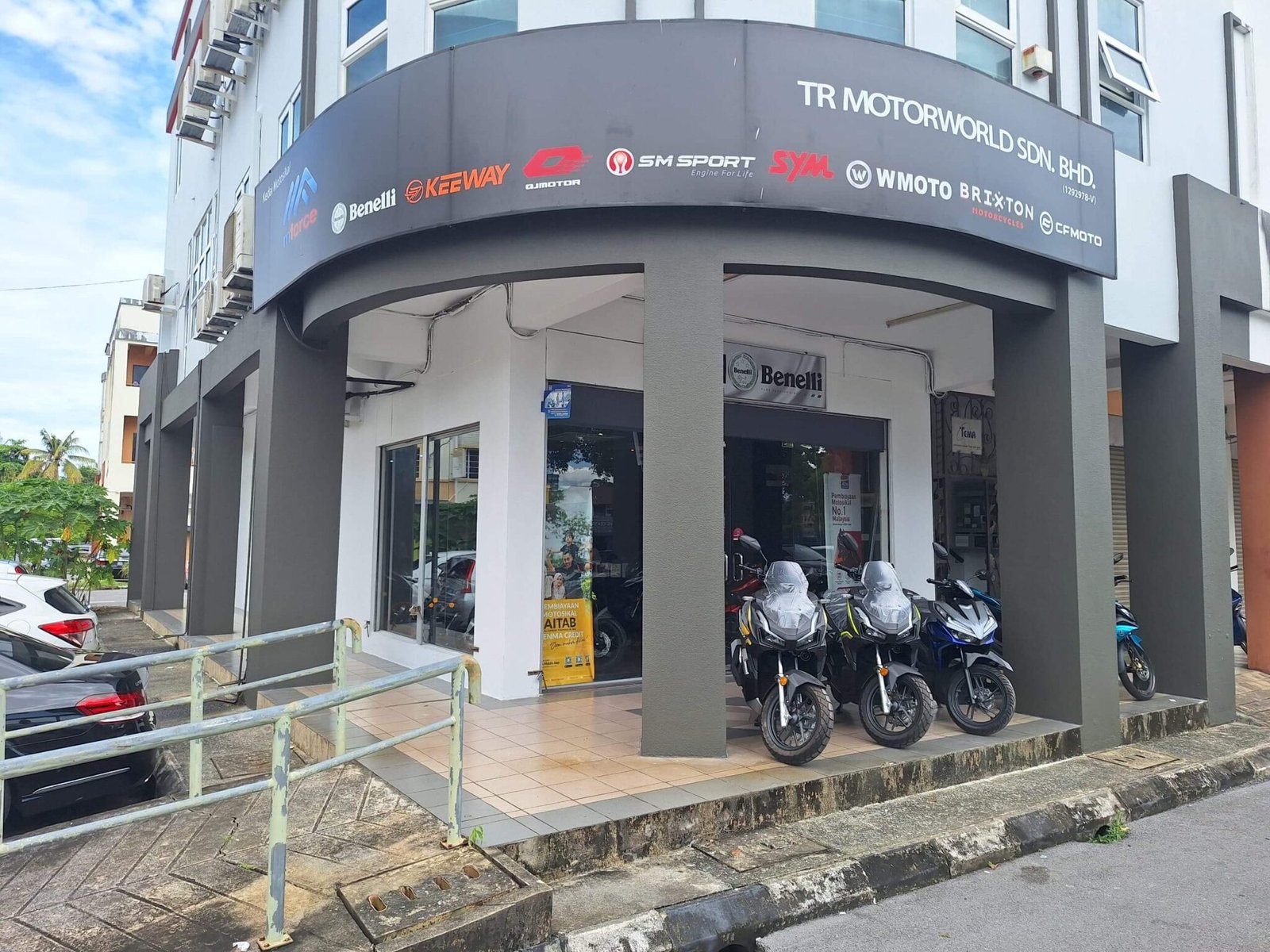 Visit TR Motorworld Showrooms | Explore Our Motorcycle Range